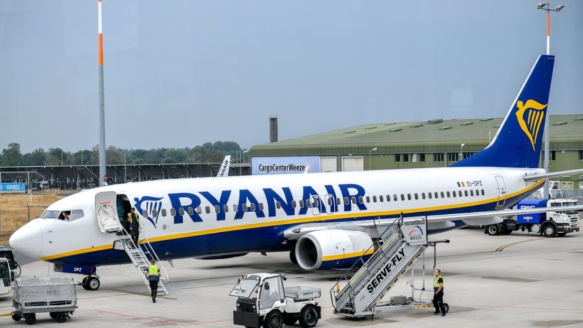 Θρίλερ με το αεροπλάνο της Ryanair από την Αθήνα - enpel.gr