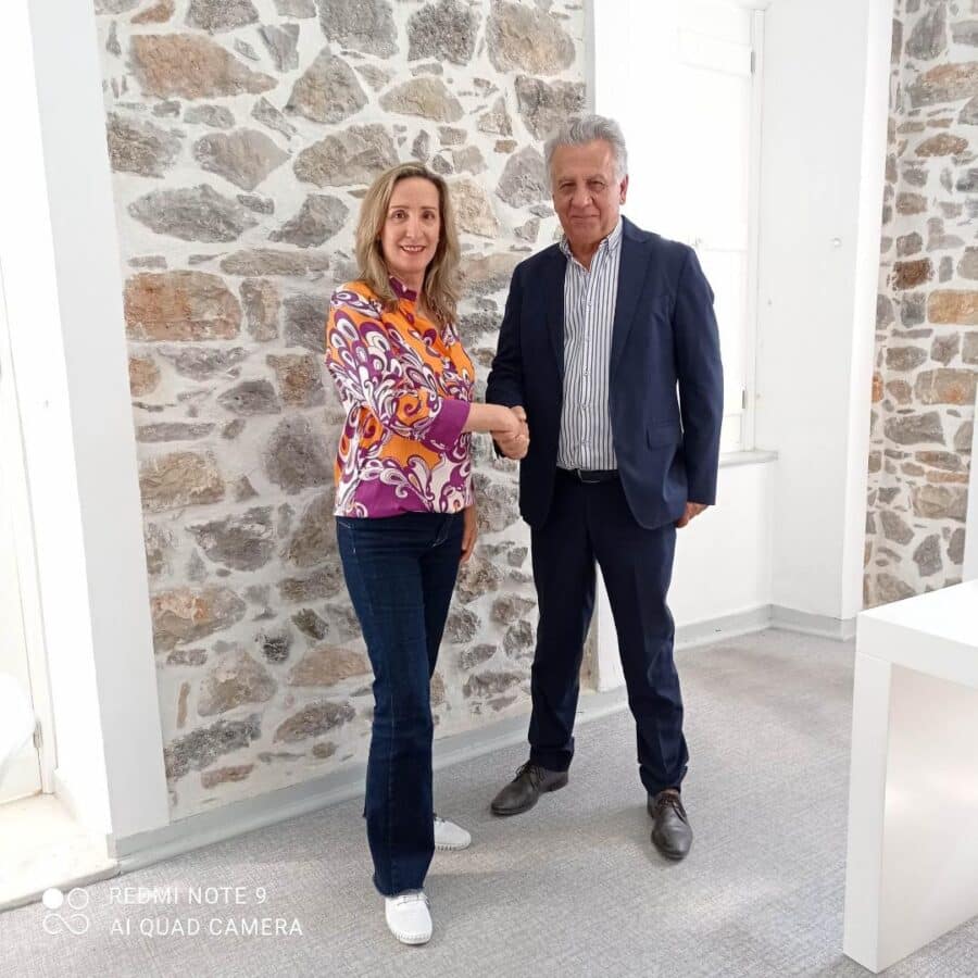 Η Ζαν Ζαφείρη υποψήφια με τη "Δυνατή Ερμιονίδα" - Ενημέρωση της Περ ...